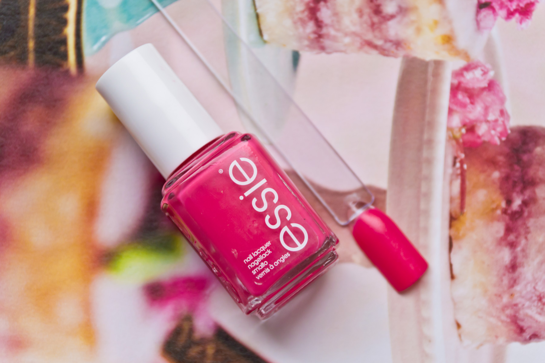 Essie - Status Symbol und Dupe-Versuche | Marie-Theres Schindler ...